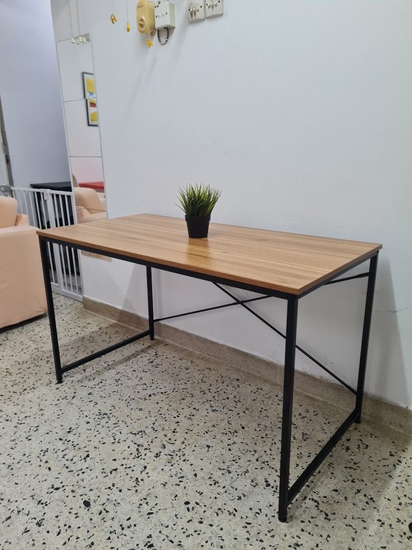 STUDY COMPUTER TABLE - SIMPLE & SOLID, Furniture & Home Living ...
