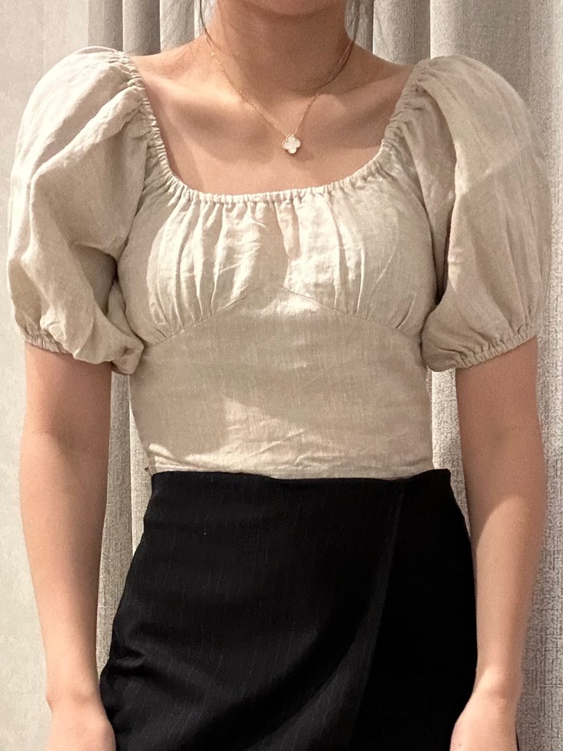 THE EDITORS MARKET BEIGE SAND CROWN TOP, Fesyen Wanita, Pakaian Wanita ...