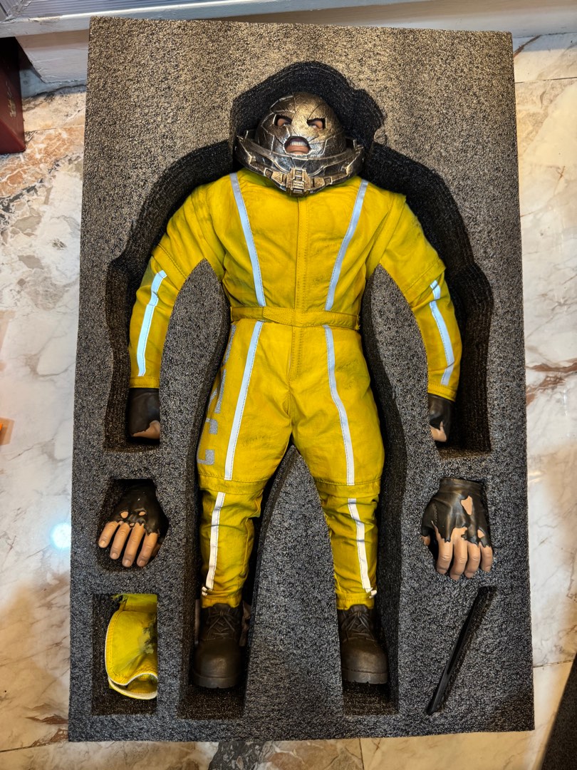 Toys Era - The Tank / Juggernaut 1:6, Hobbies & Toys, Toys & Games on ...