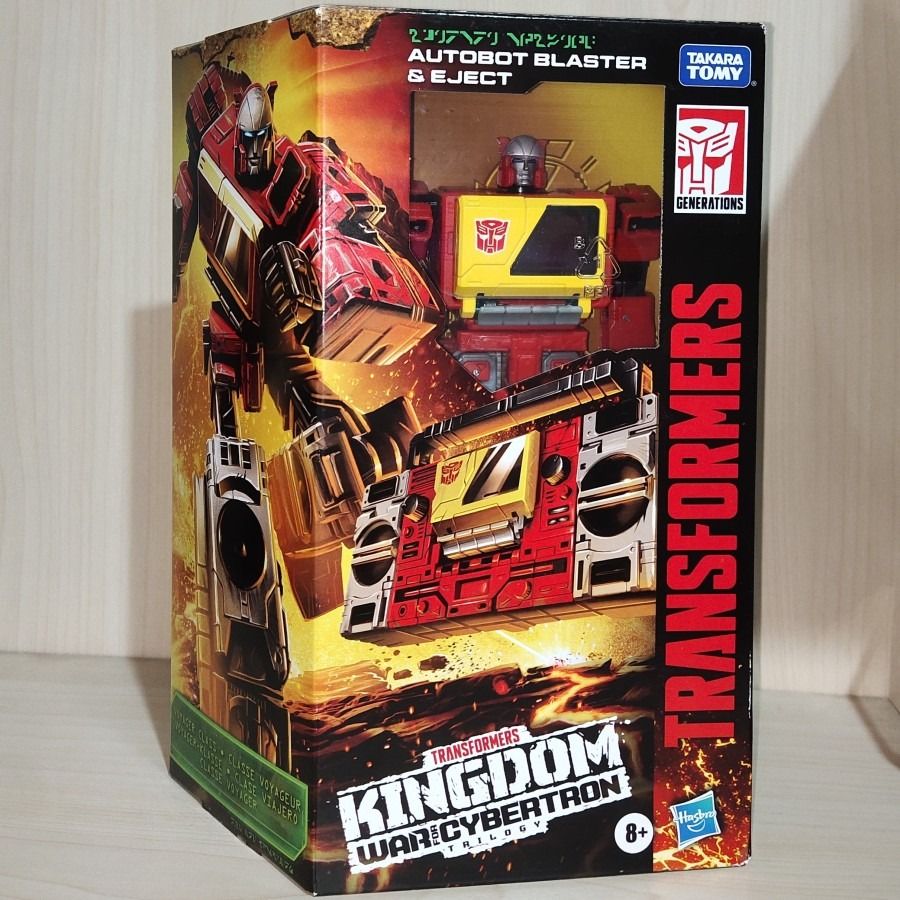 Transformers Kingdom G1 - Autobot Blaster & Eject, Bayi & Anak, Mainan ...
