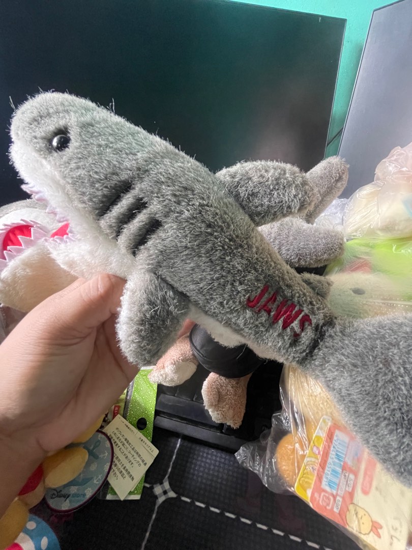 usj jaws shark stuff toy 12" long, Hobbies & Toys, Memorabilia ...