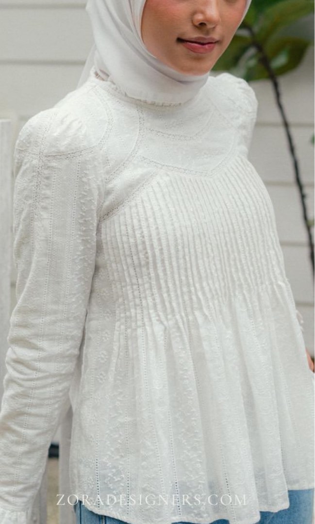 ZORA DESIGNERS jannah top in broderie anglaise, Women's Fashion, Tops ...