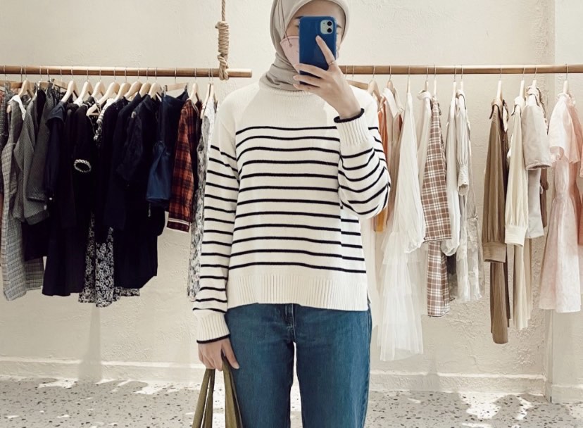 Black and white stripes knit Atasan Garis Salur not uniqlo mango zara ...