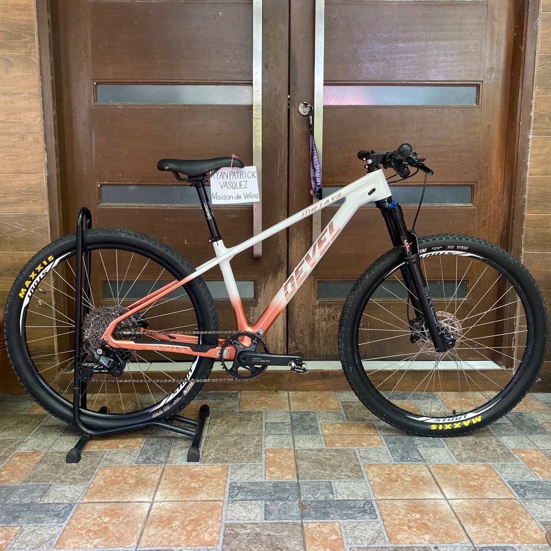 Devel Meta V3 (Super Lexi Edition) (29er), Sports Equipment, Bicycles ...