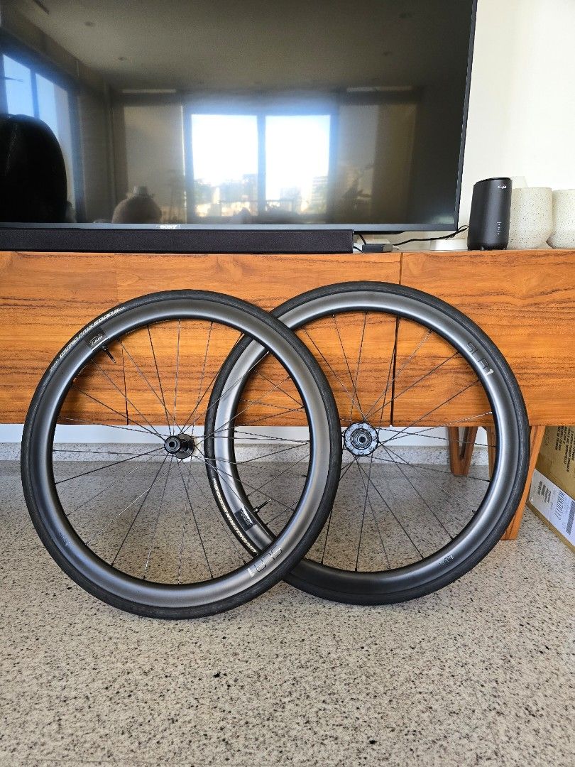 Giant SLR1 42 Disc XDR (hookless) tubeless wheelset w Continental ...