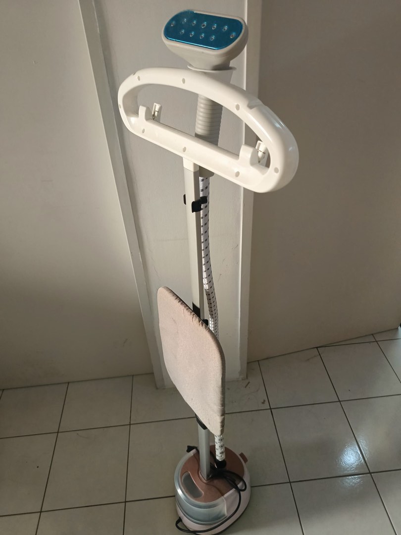 Iron steam stand, TV & Home Appliances, Irons & Steamers on Carousell
