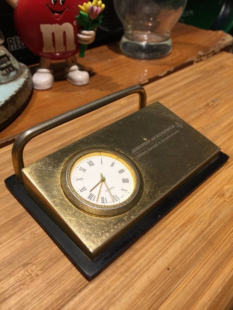 Jam Meja Vintage British Aerospace Full Logam Cat Kuningan, Antik ...