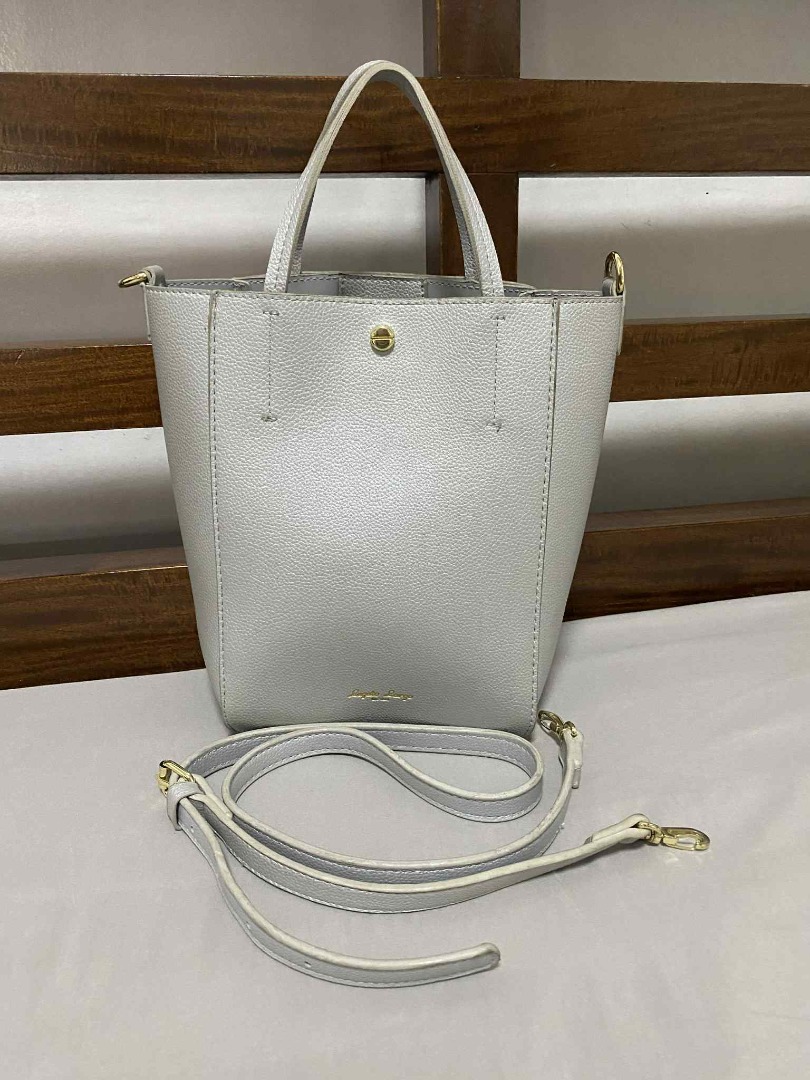 Legato Largo Vertical Two-Way Tote Bag, Women's Fashion, Bags & Wallets ...