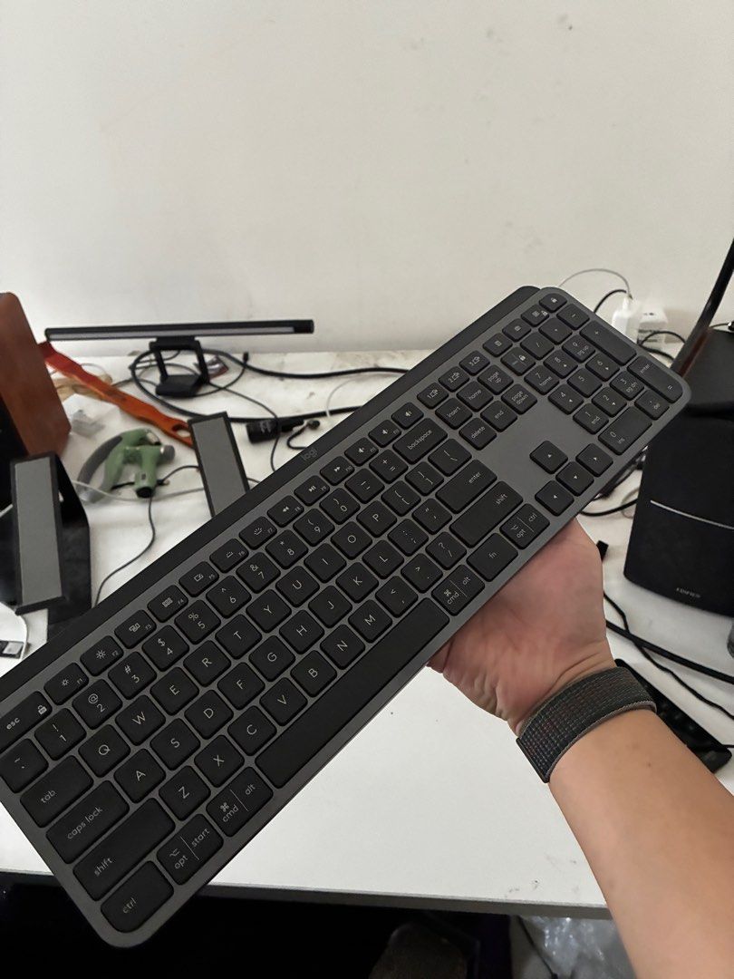 Logitech MX Keys, Computers & Tech, Parts & Accessories, Computer ...