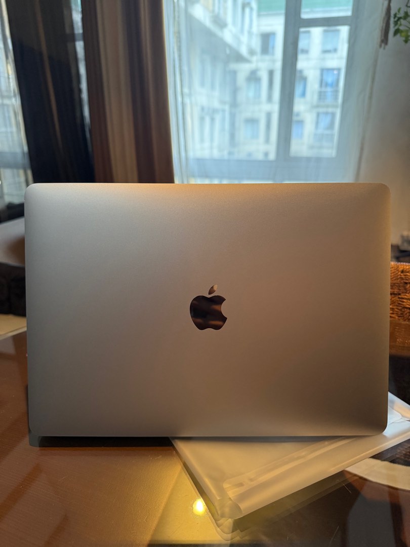 Macbook Air M1 | Space Gray | 8GB | 256 GB, Computers & Tech, Laptops ...
