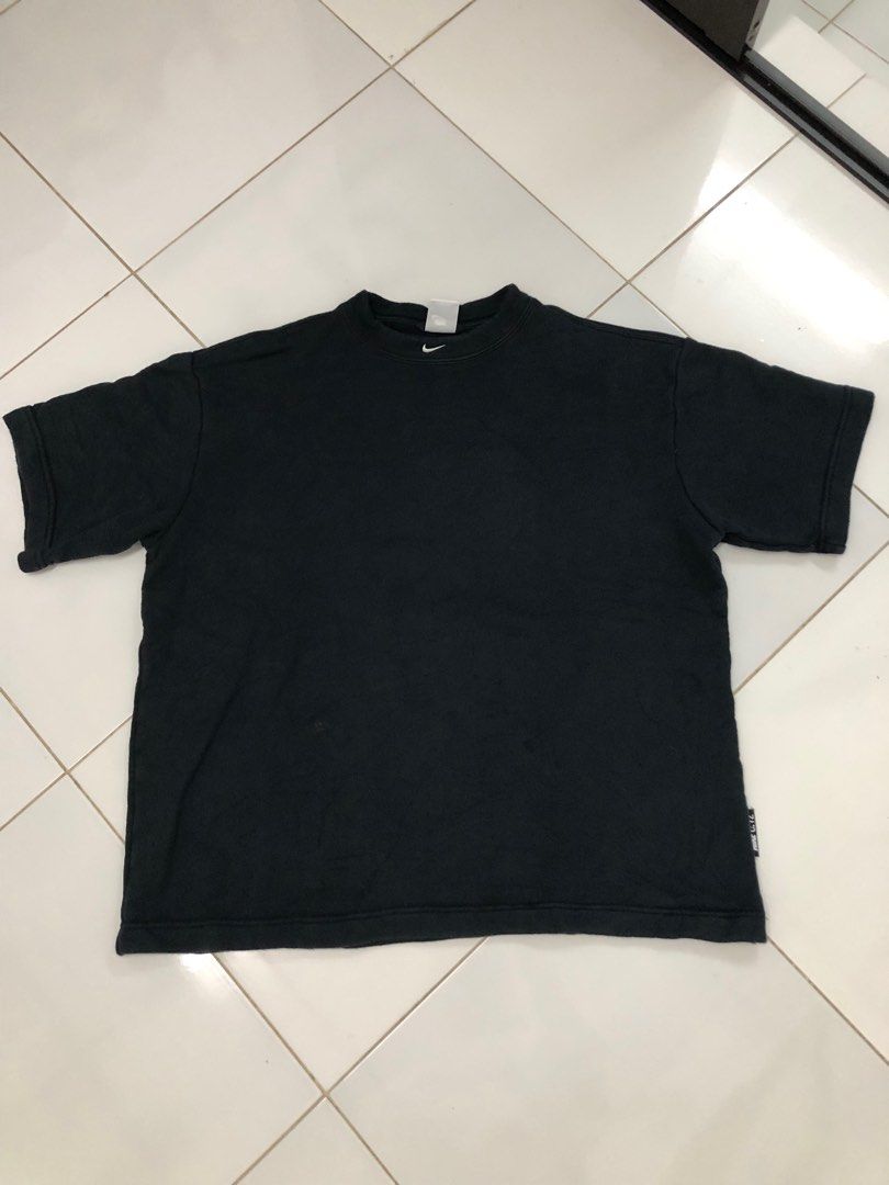 NIKE CENTER SWOOSH LOGO P24, Men's Fashion, Tops & Sets, Tshirts & Polo ...