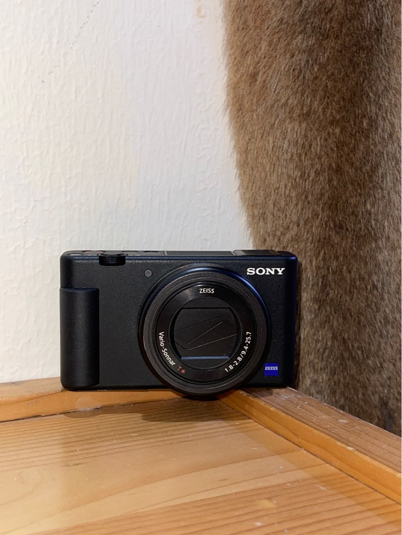 Sony Zv1, Photography, Cameras on Carousell