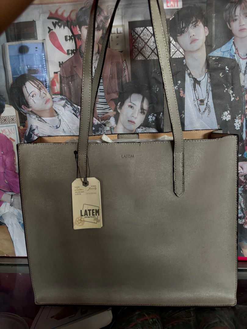 Tas latem, Fesyen Wanita, Tas & Dompet di Carousell