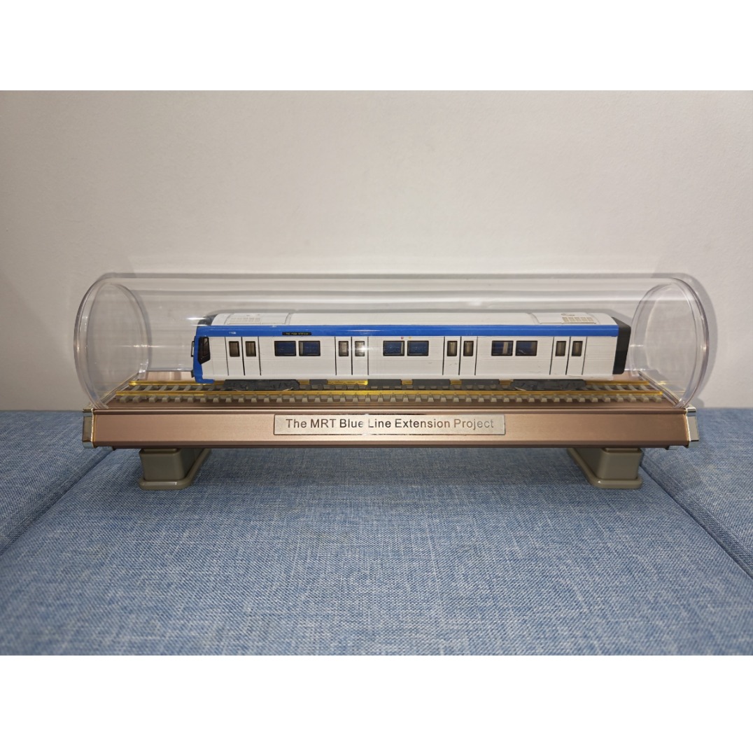 Thailand MRT Blue Line Extension Train Model (1:87) [Defect: train ...