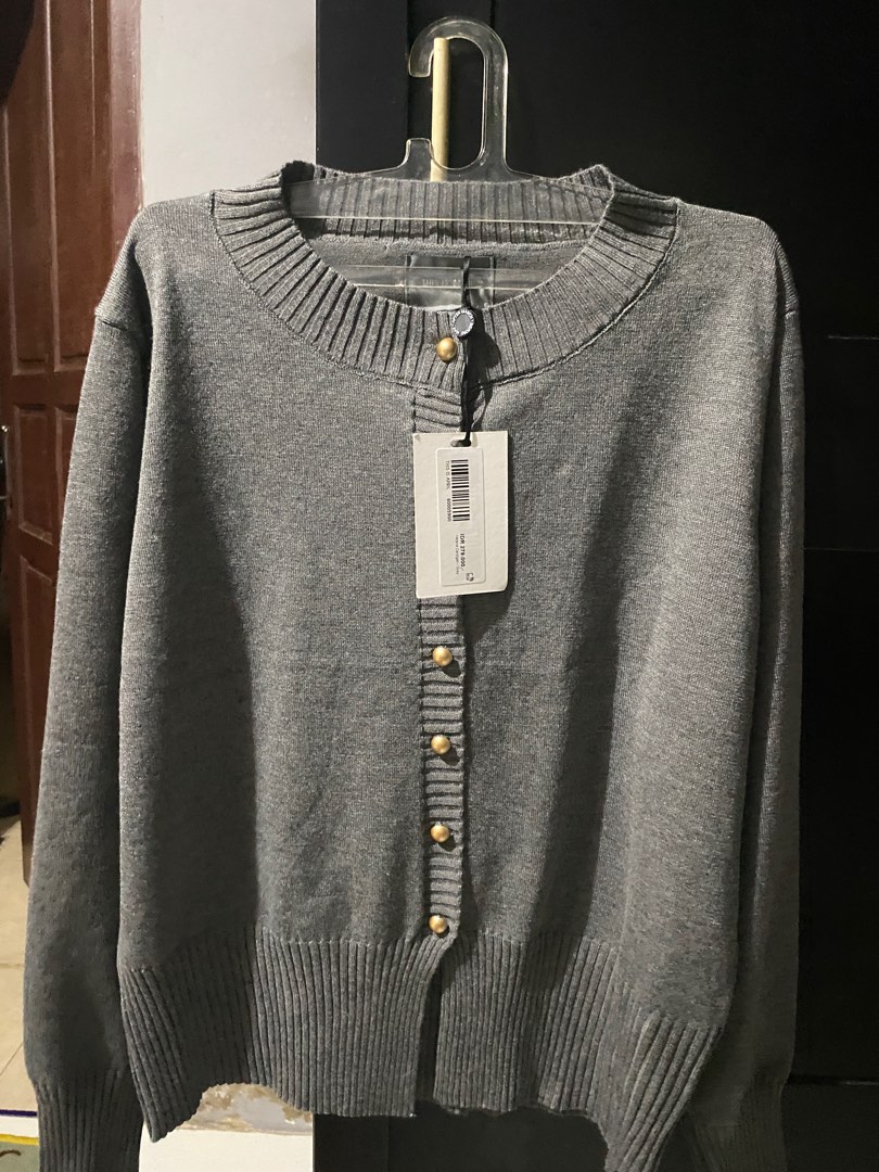 This Is April cardigan Grey, Fesyen Wanita, Pakaian Wanita, Atasan di Carousell