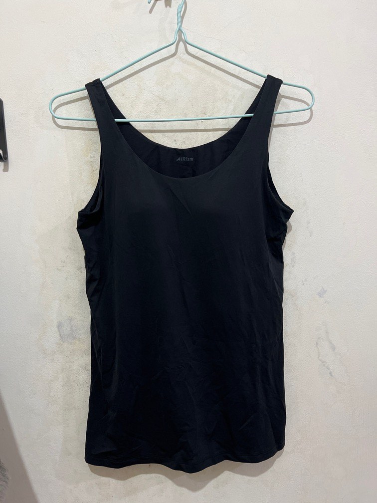 UNIQLO AIRism tanktop cupbra hitam L, Fesyen Wanita, Pakaian Wanita ...
