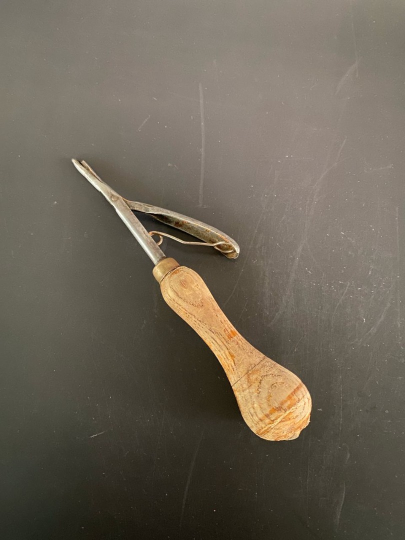 Vintage Rag Rug Spring Tool Bodger, Made in England, Brown's Patent No ...