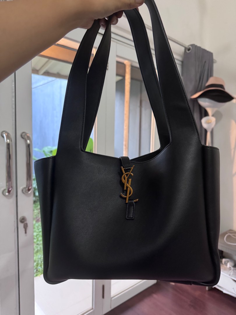 YSL HOBO LARGE ORIGINAL LEATHER, Fesyen Wanita, Tas & Dompet di Carousell