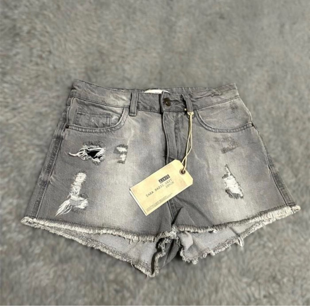 NEW Zara Short Pants Denim Jeans / Celana Pendek Zara, Fesyen Wanita ...