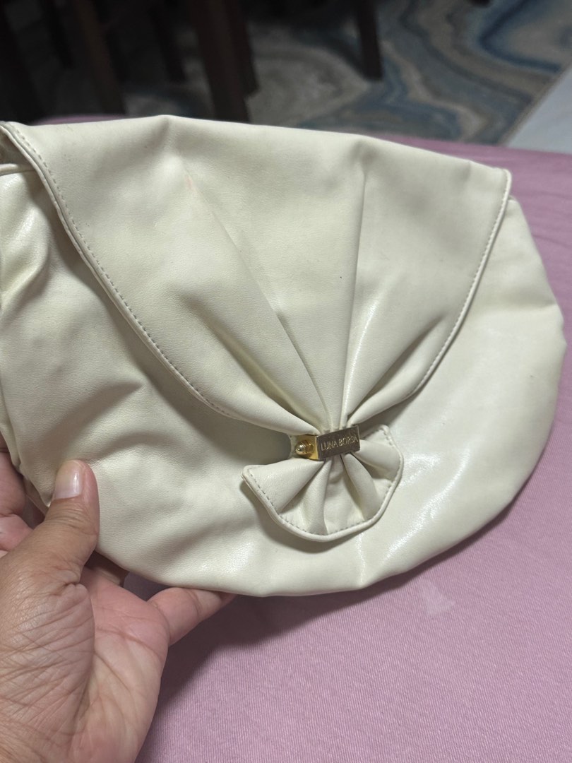 2026 Luna Borsa beige hand carry wallet formal evening party vintage ...