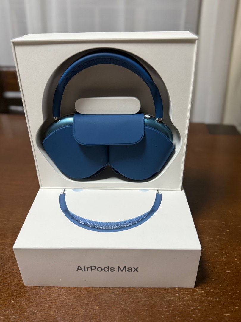 Airpods max V1, Audio, Headphones & Headsets on Carousell