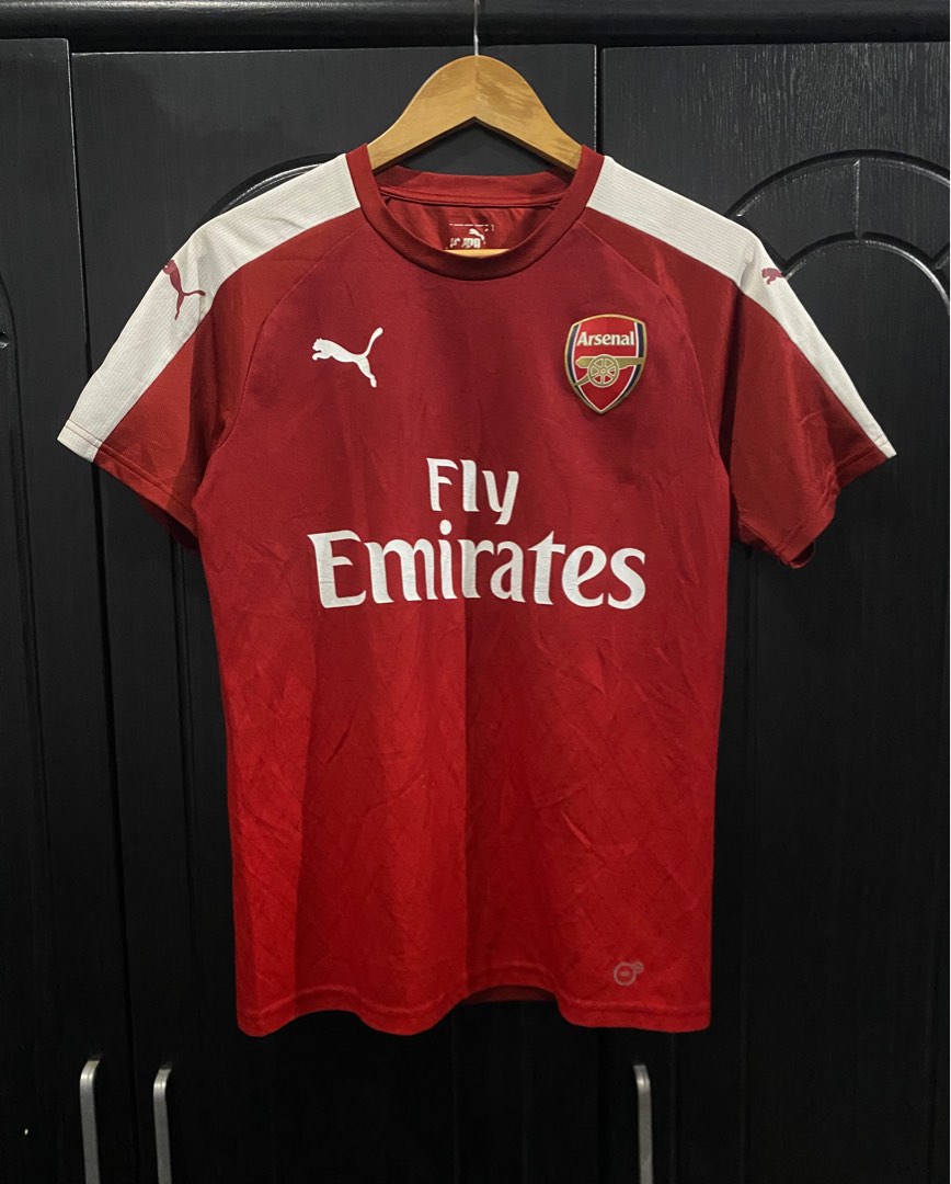 ARSENAL FLY EMIRATES FOOTBALL JERSEY, Men's Fashion, Activewear on ...
