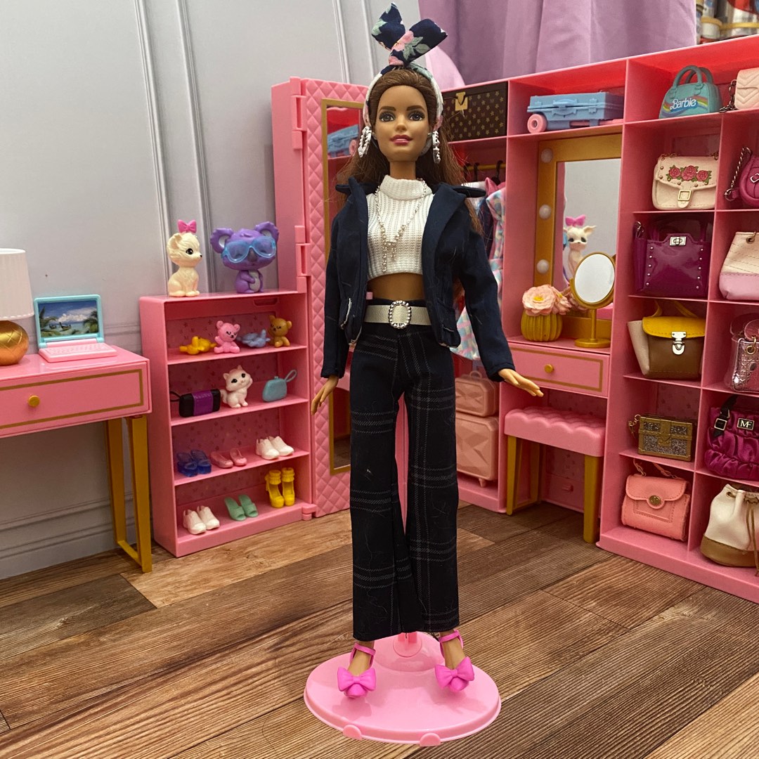 Barbie ori mattel neysa face cantik brunette tan kaki karet preloved ...