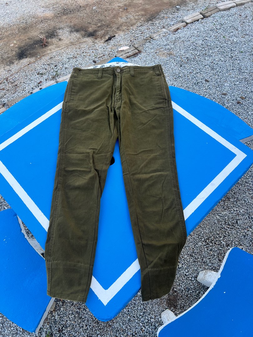 Ben Davis pants, Men's Fashion, Bottoms, Chinos on Carousell