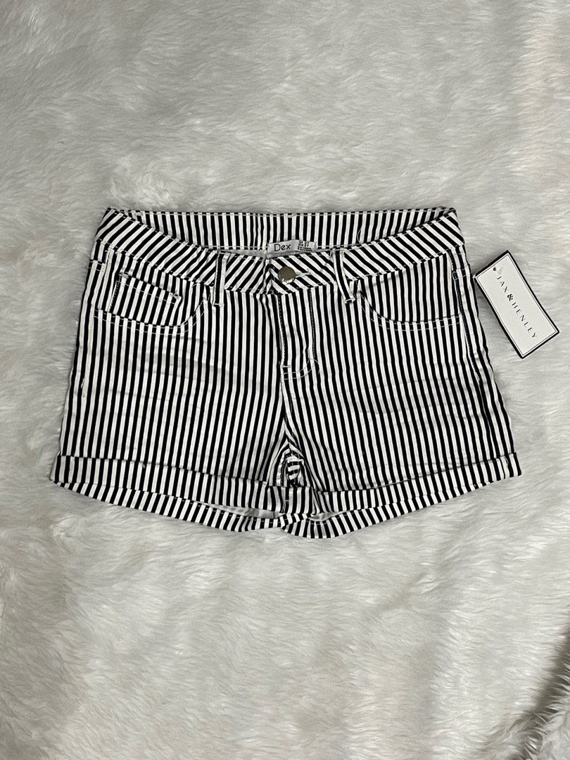 Dex short 27, Women's Fashion, Bottoms, Shorts on Carousell