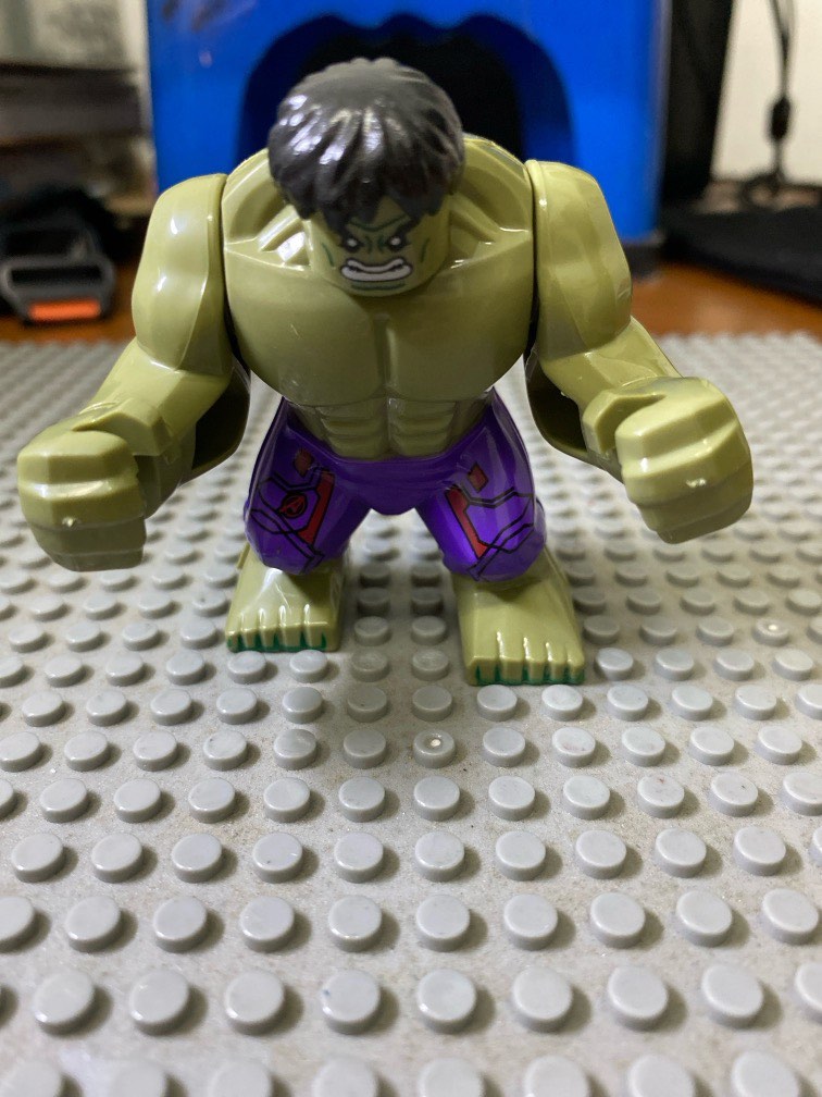 Hulk Minifigure, Hobbies & Toys, Toys & Games on Carousell