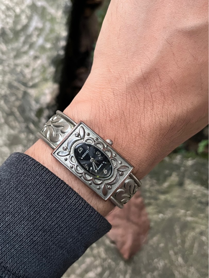 Jam Tangan Tank Kotak Gucci Model Gelang Vintage Unik Murah Rare Jadul ...