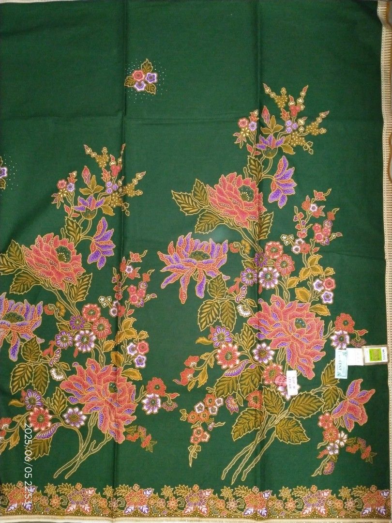 Kain Batik Panjang MRS, Men's Fashion, Muslim Wear, Sarong on Carousell