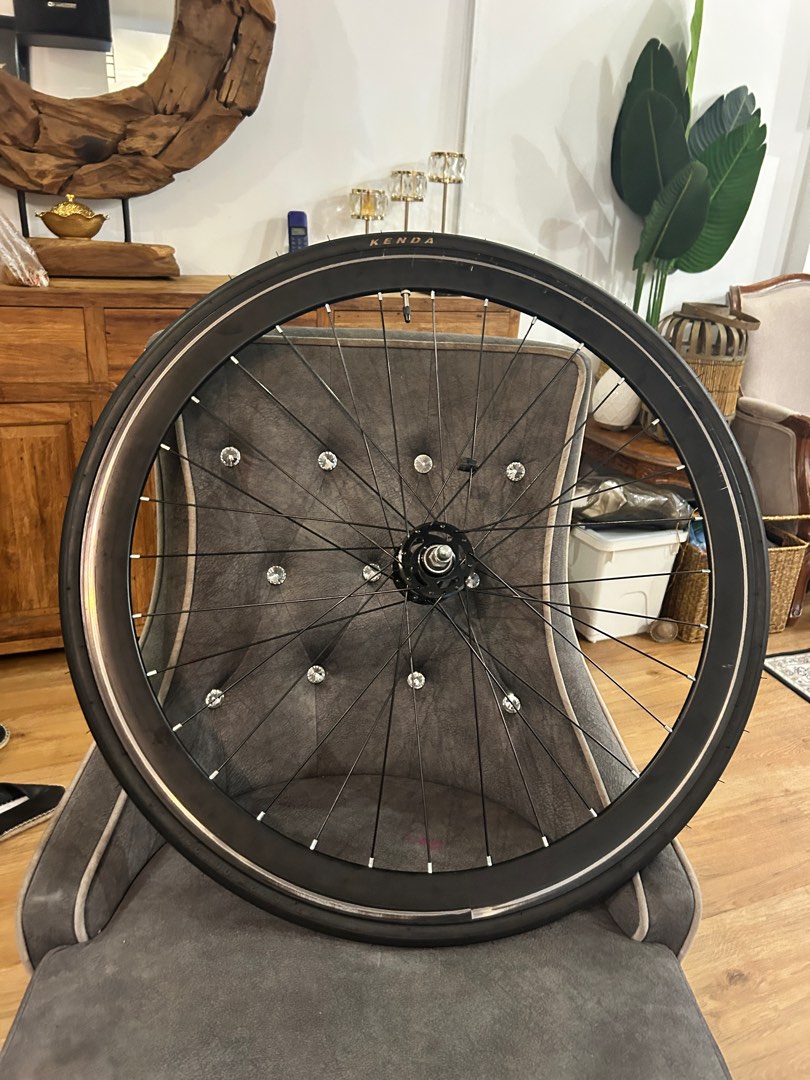 Kenda fixie front wheel with tire and tube, Sports Equipment, Bicycles ...