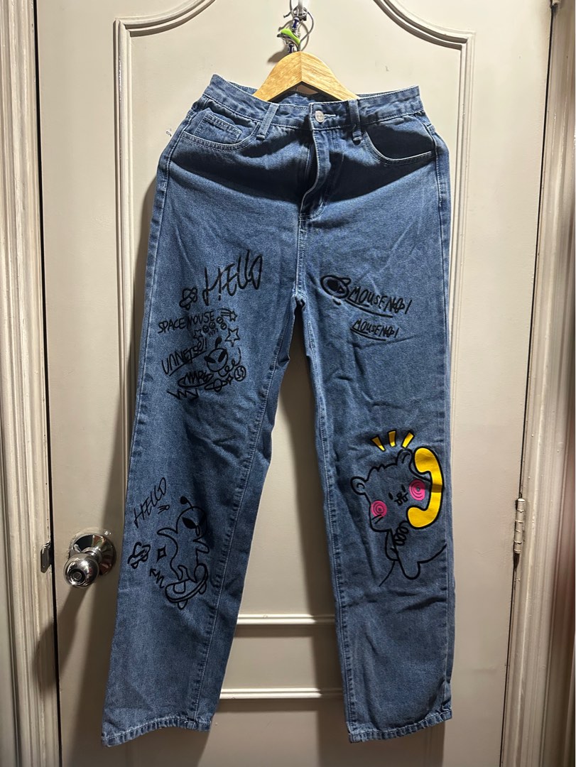 Maong pants Jeans with design, Women's Fashion, Bottoms, Jeans on Carousell
