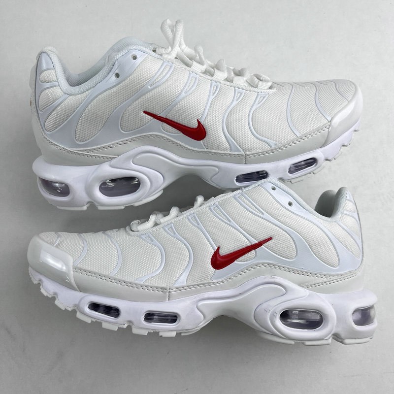 NIKE AIR MAX PLUS TN SUPREME WHITE, Men's Fashion, Footwear, Sneakers ...