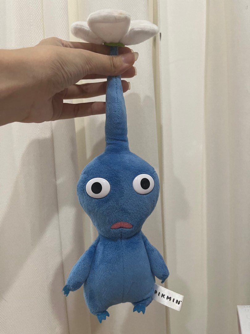 Pikmin plush, Hobbies & Toys, Toys & Games on Carousell
