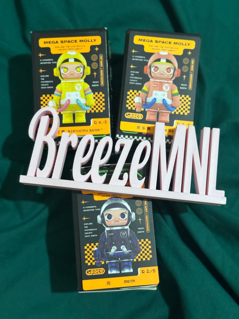 POPMART Mega Space Molly V2 Secret Meta Birthday Bear Cheer Bear ...