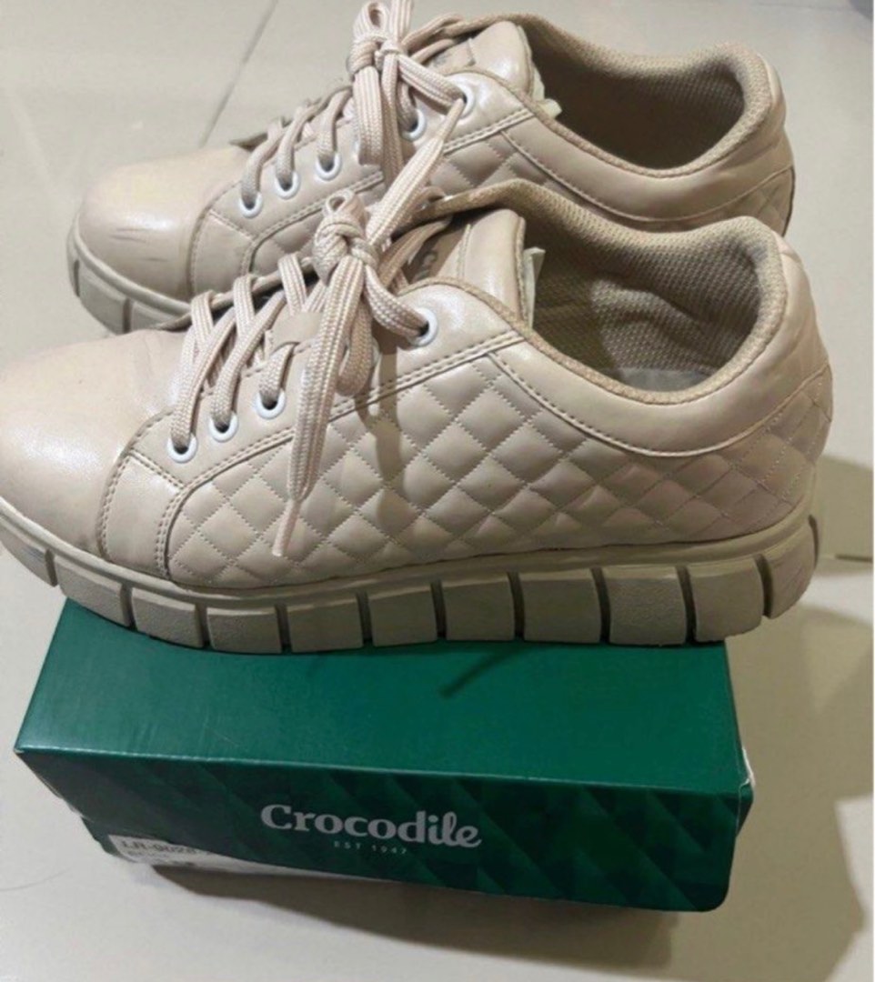 Sepatu Crocodile, Fesyen Wanita, Sepatu di Carousell