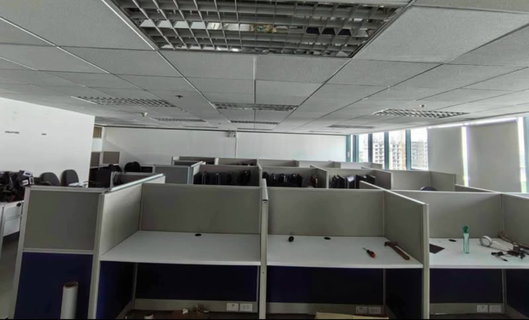 TABLE- WORK STATION- BPO Pullout, Furniture & Home Living, Office ...