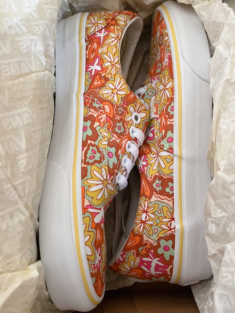 VANS - Psychedelic Resort Passion Fruit, Fesyen Wanita, Sepatu di Carousell