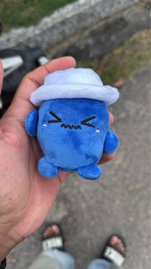 zus plushie, Hobbies & Toys, Toys & Games on Carousell