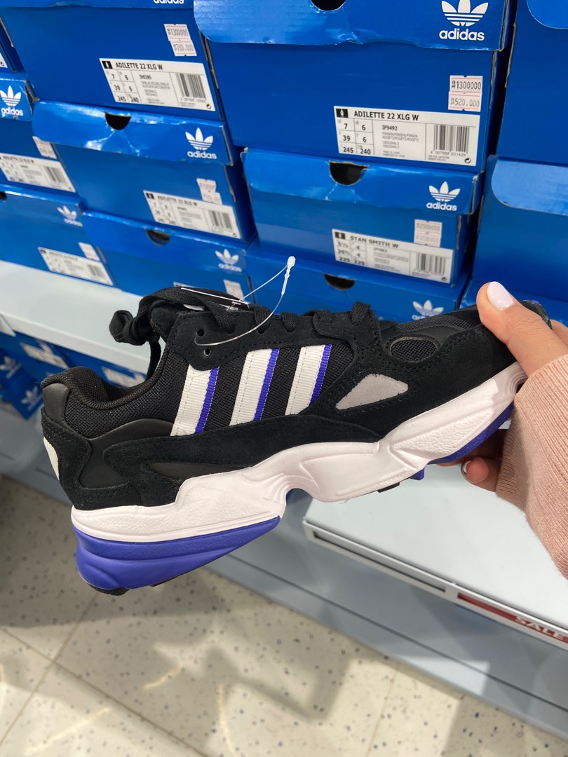 adidas Lifestyle Falcon Shoes Unisex Black IE8207, Fesyen Wanita ...