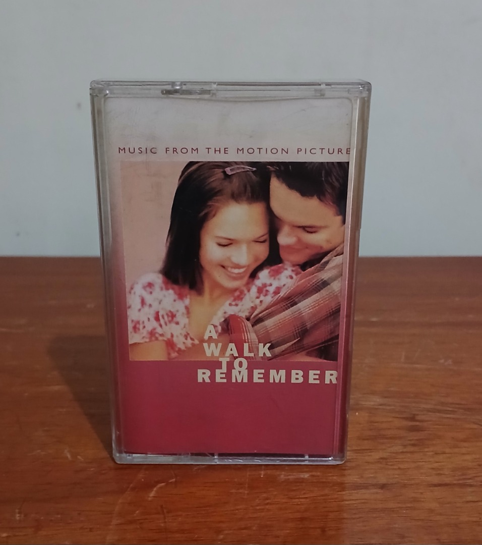 Alanis Morissette - Jagged Little Pill, Hobbies & Toys, Music & Media ...
