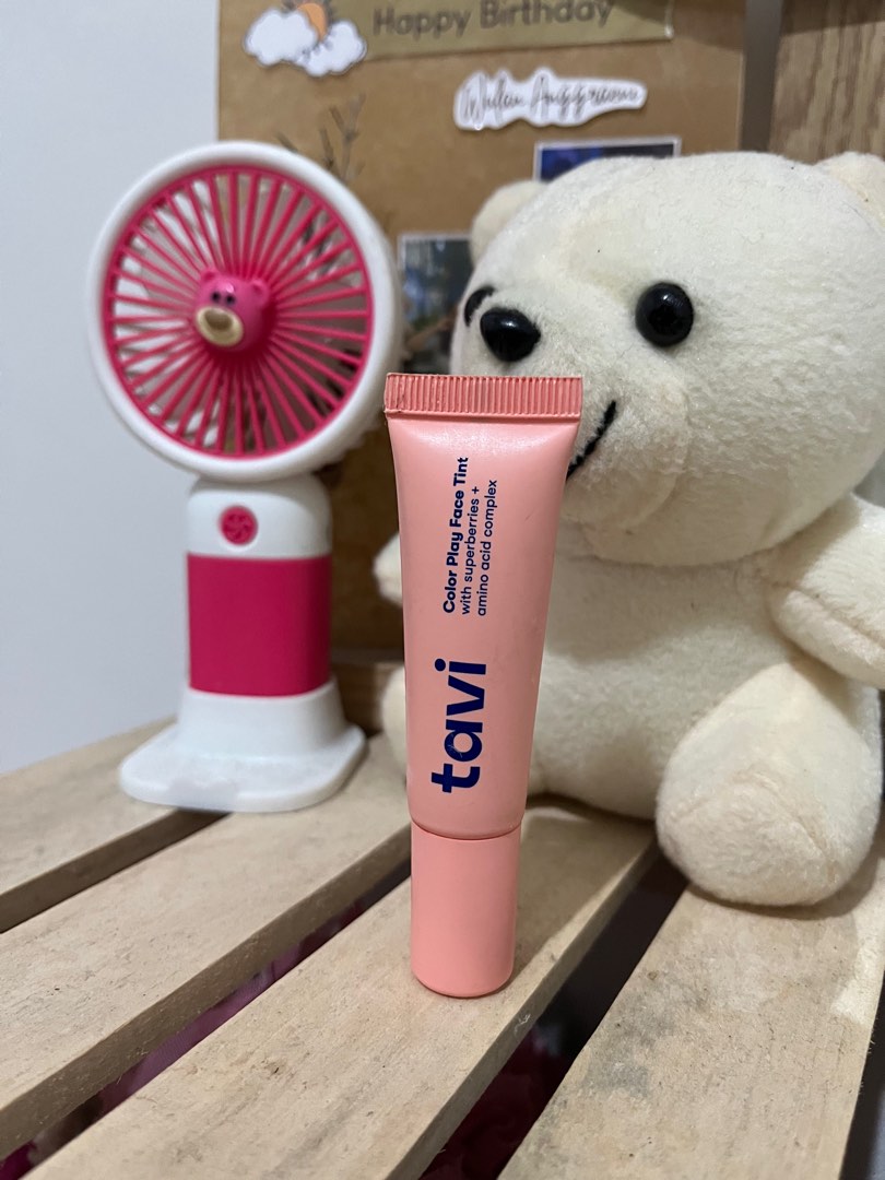 Blush Tavi shade Love Bites, Kesehatan & Kecantikan, Rias Wajah di ...