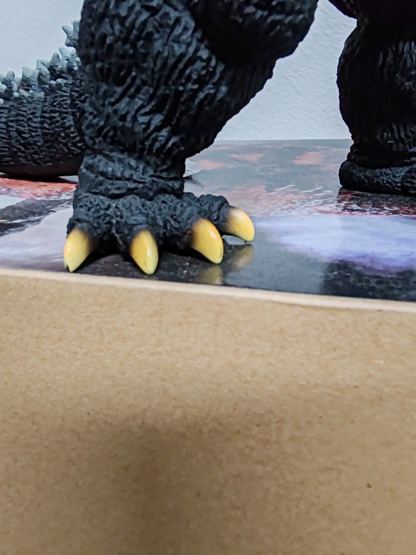 Burning Godzilla Xplus yuji sakai 1995 30cm, Hobbies & Toys, Toys ...