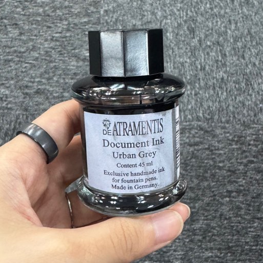 De Atramentis Document Ink Urban Grey, Hobbies & Toys, Stationery ...