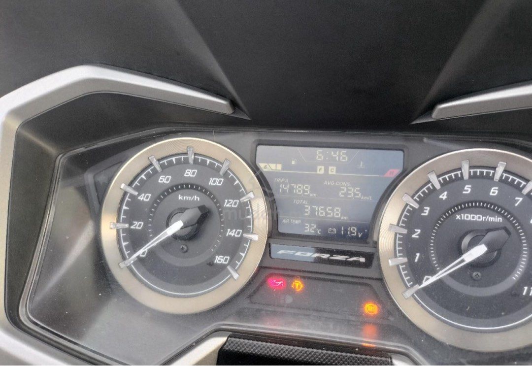 Honda Forza 250, Motorbikes on Carousell