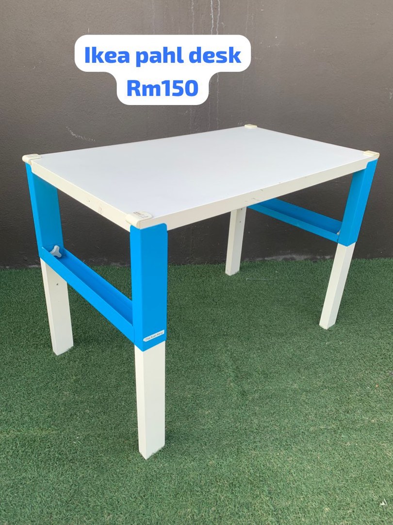 Ikea pahl dest, Furniture & Home Living, Furniture, Tables & Sets on ...