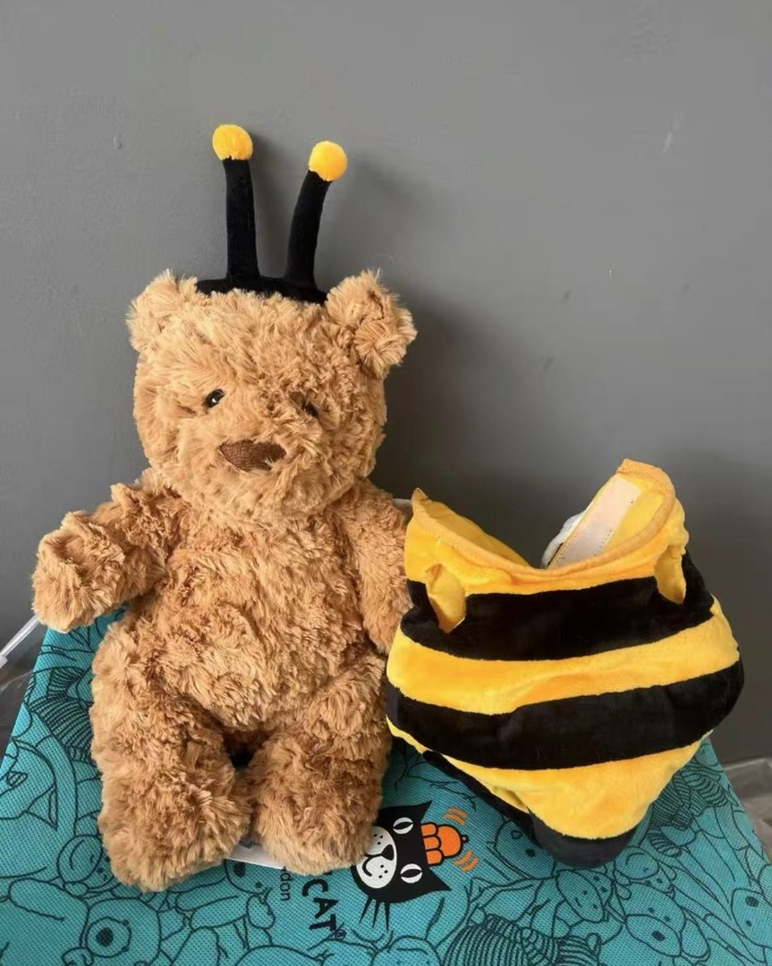 Jellycat Bartholomew Bee Series Doll, Hobbies & Toys, Toys & Games on ...