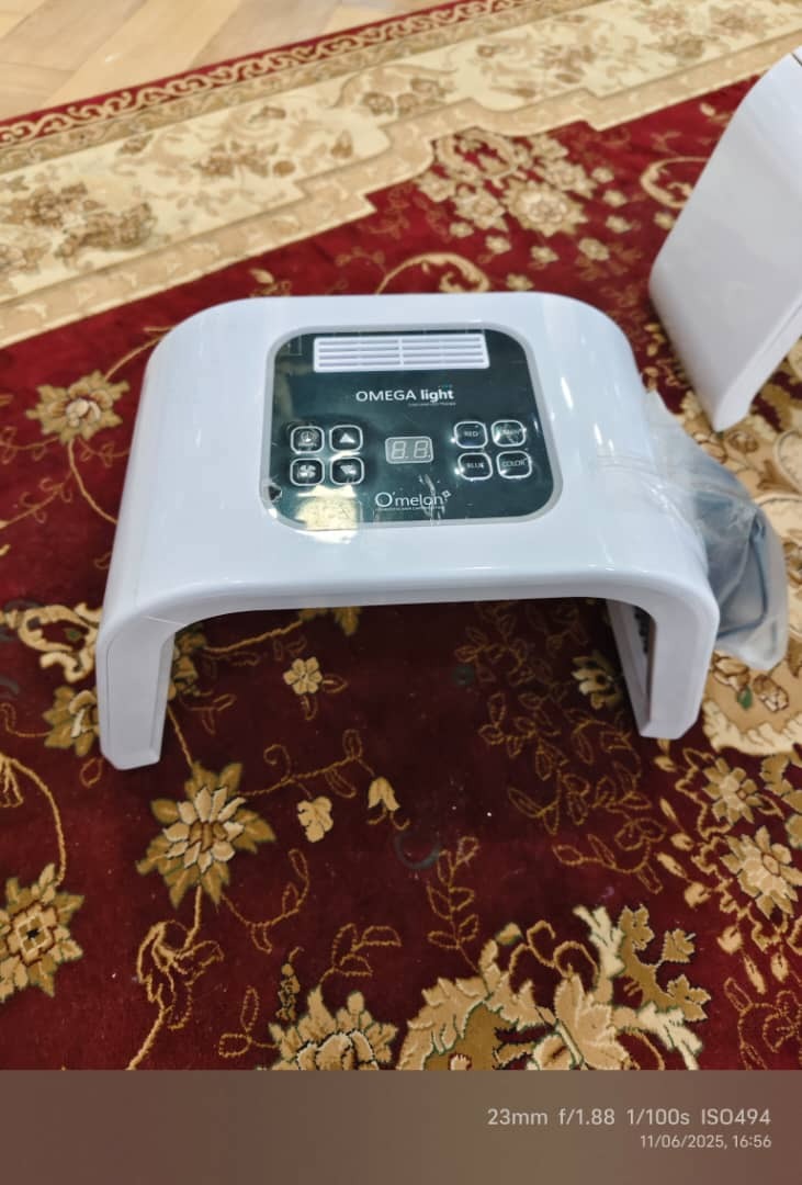 LED Skin Care Device Omega LED Light Therapy Machine, Beauty & Personal ...